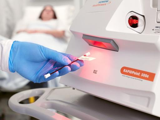 RAPIDPoint® 500e System: Simplicity - Siemens Healthineers