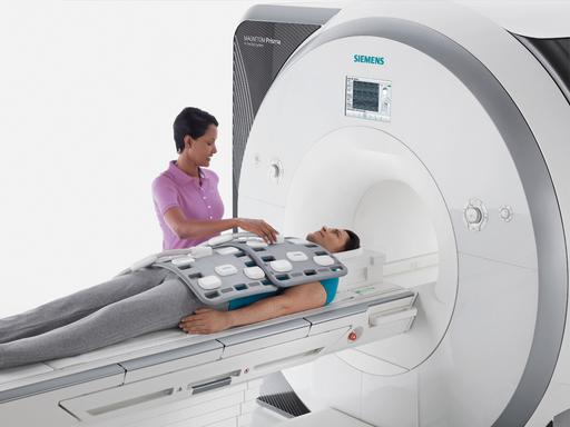MAGNETOM Prisma - MRI Scanner - Siemens Healthineers Brasil