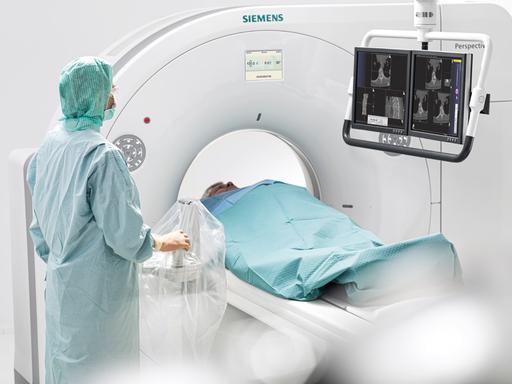 CT-guided therapy - Siemens Healthineers España