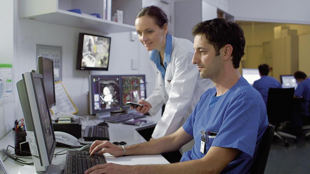 Medical Image Sharing at Innsbruck University Medical Center - Siemens ...