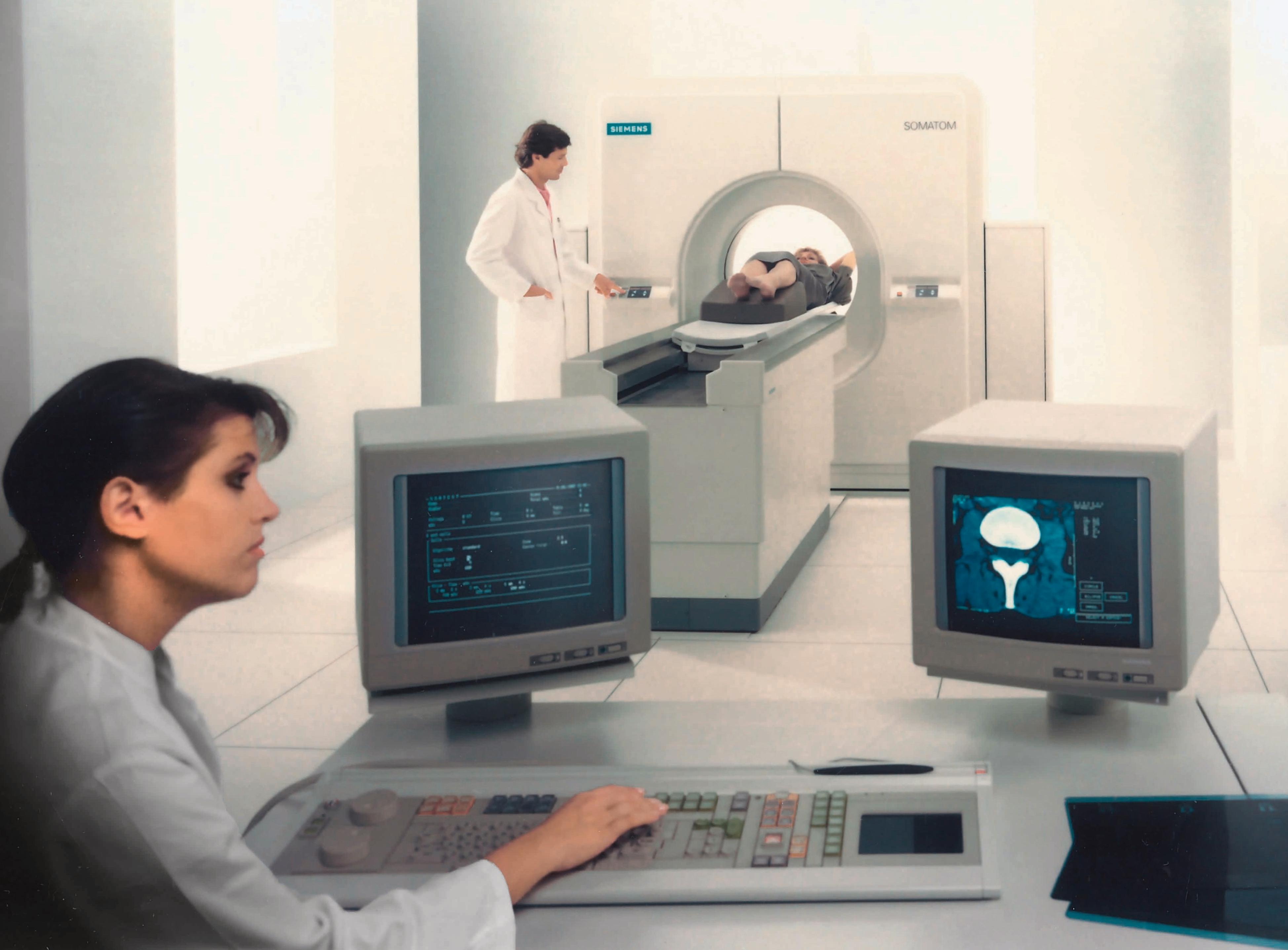 Somatom Plus - wireless Computer Tomography - Siemens Healthineers Bulgaria