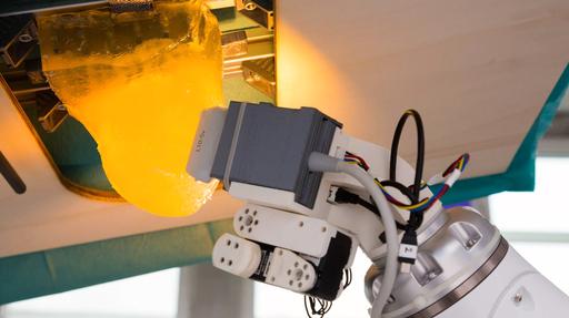 Effective hands vinden beautiful eyes in MURAB-project Siemens ...