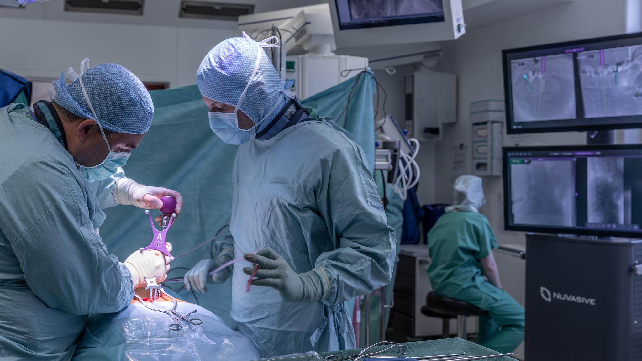 Navigation in spine surgery