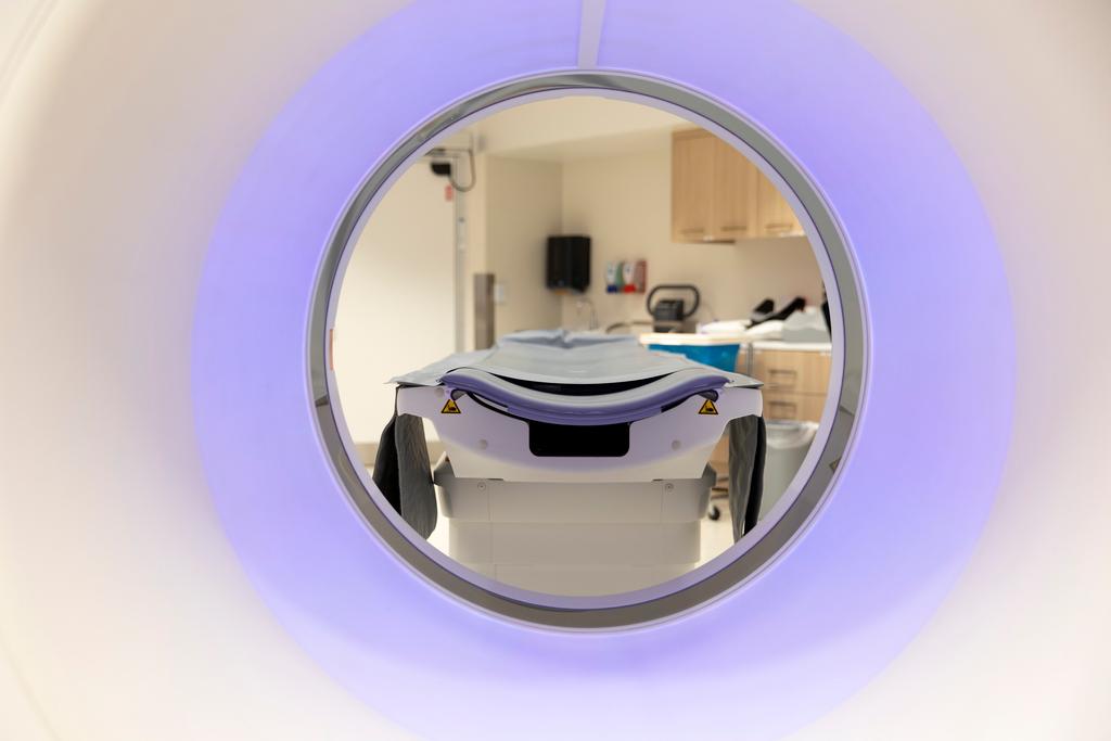 SickKids introduces Canada’s first NAEOTOM Alpha photon-counting CT ...