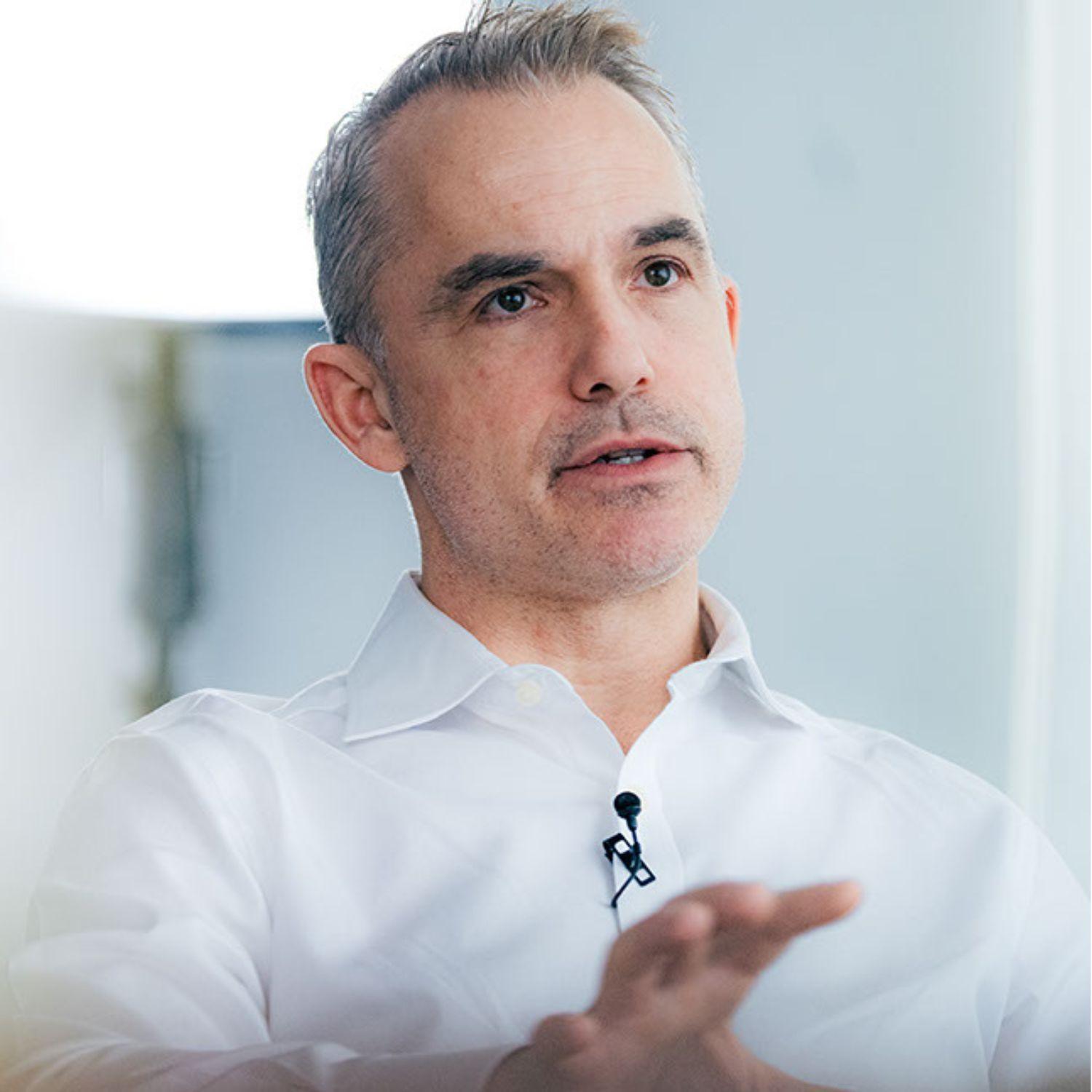 Managing the challenges of minimally invasive spine surgery - Siemens Healthineers USA