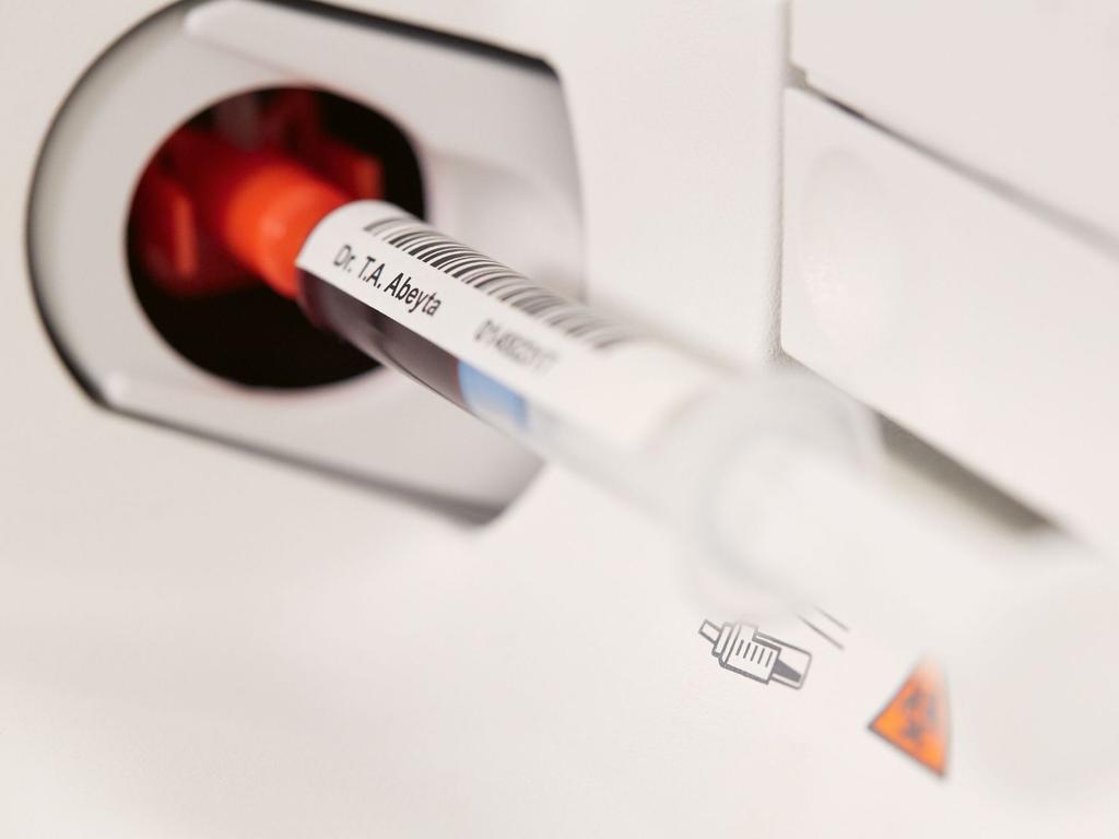 RAPIDPoint® 500e System: Simplicity - Siemens Healthineers