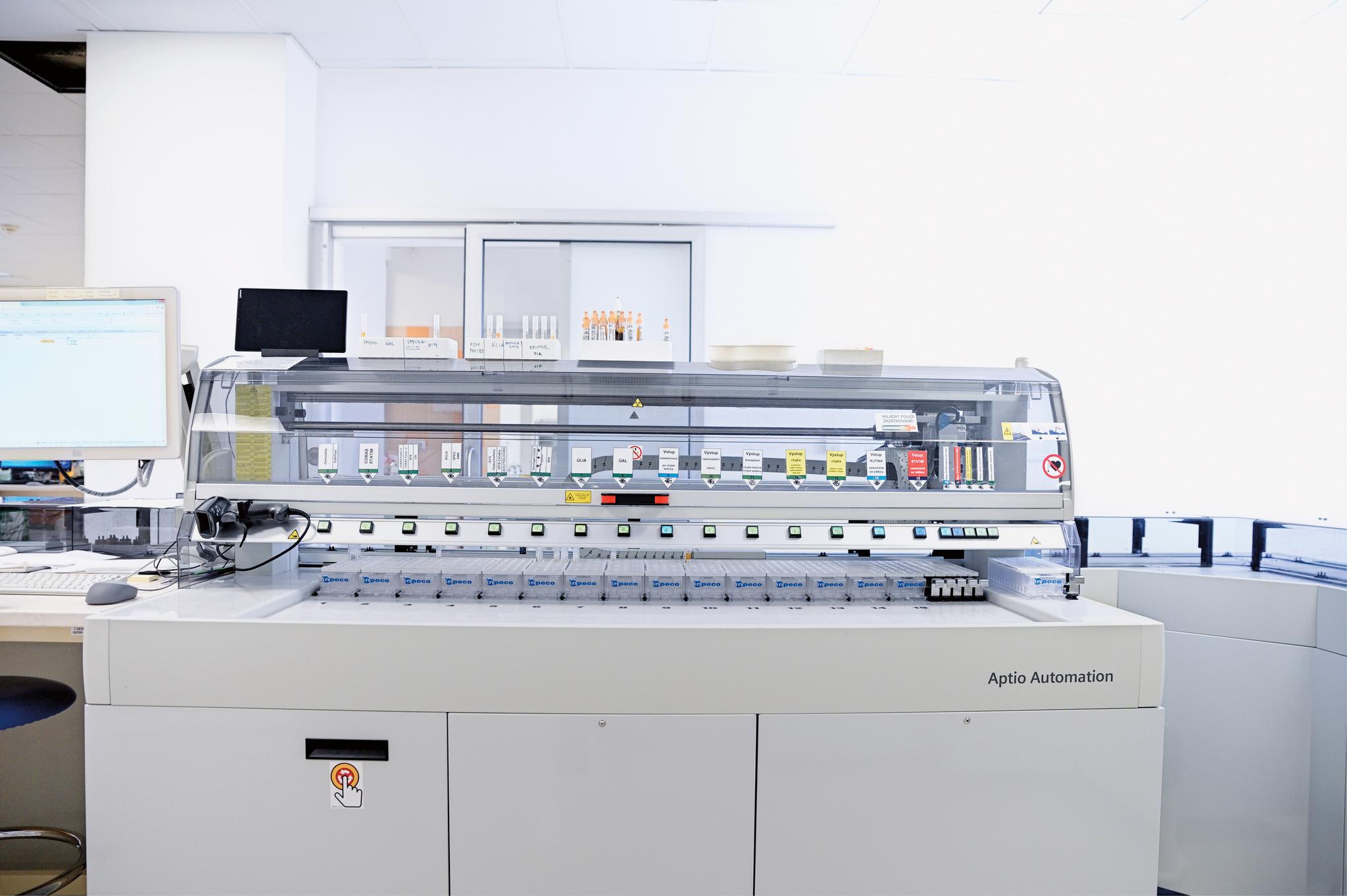 Laboratorní vzorky ve FN Ostrava zpracovává plně automatická linka ...