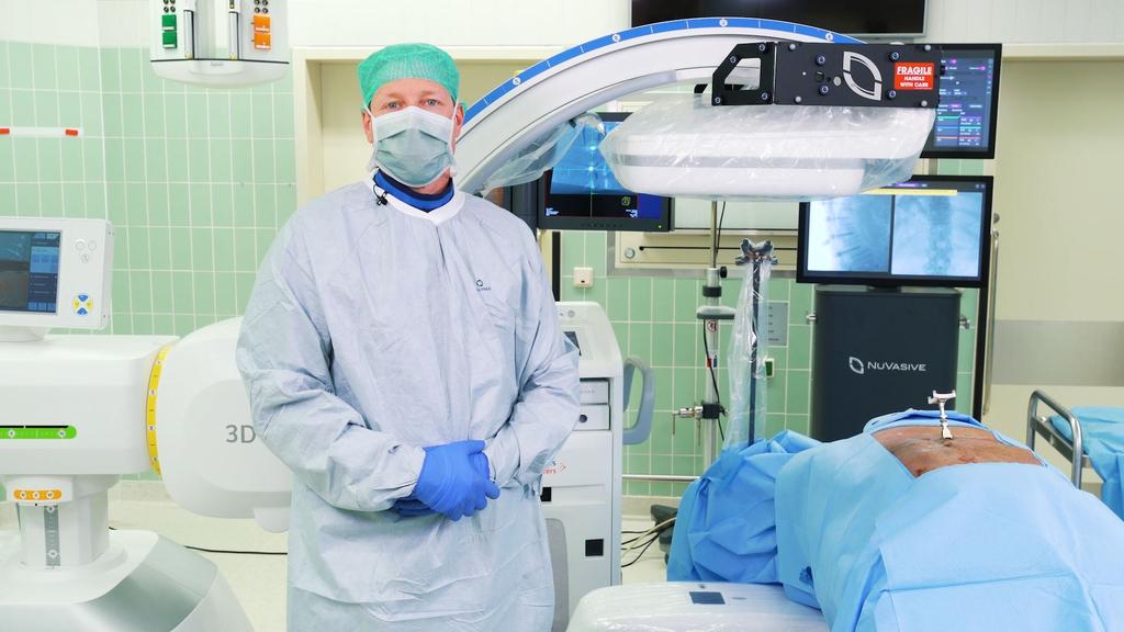 Navigation in spine surgery - Siemens Healthineers