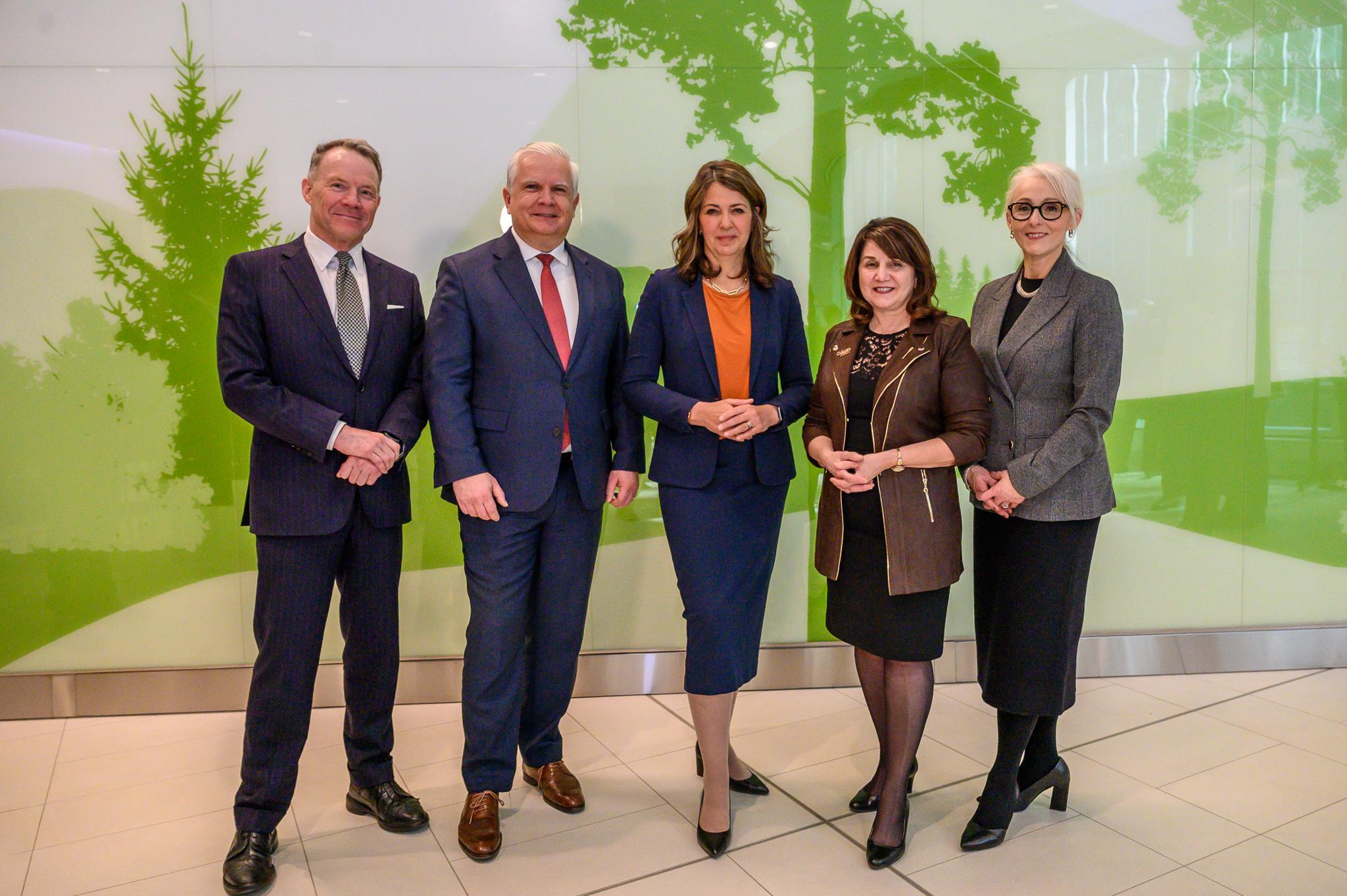 Alberta invests $800M in cancer care with Siemens Healthineers and ...