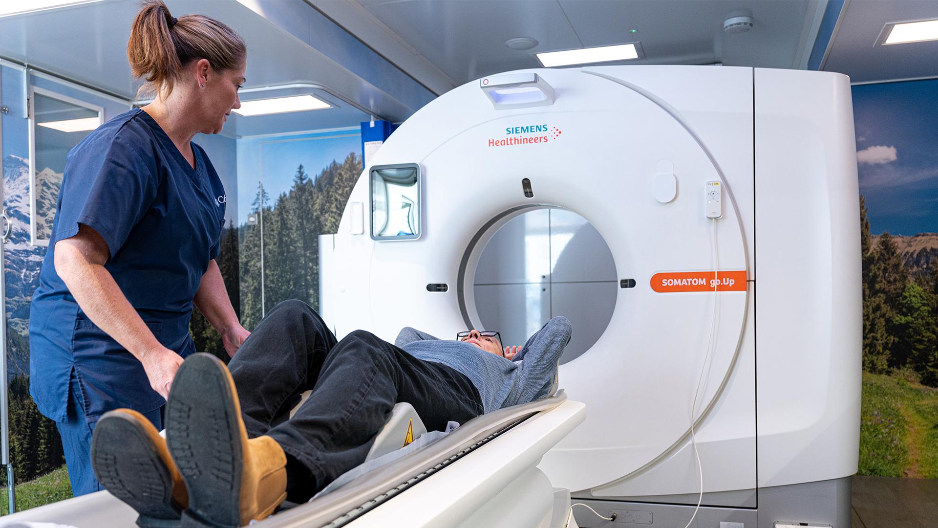 Mobile lung cancer screening service