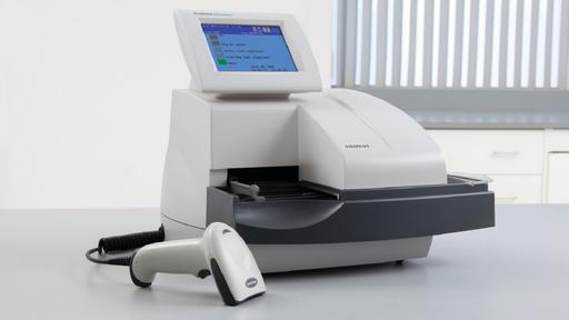 CLINITEK Advantus Analyzer - Siemens Healthineers USA